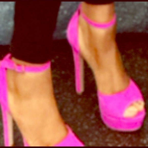 Jessica Simpson | Shoes | Jessica Simpson Hot Pink Suede Heels Size 85 ...